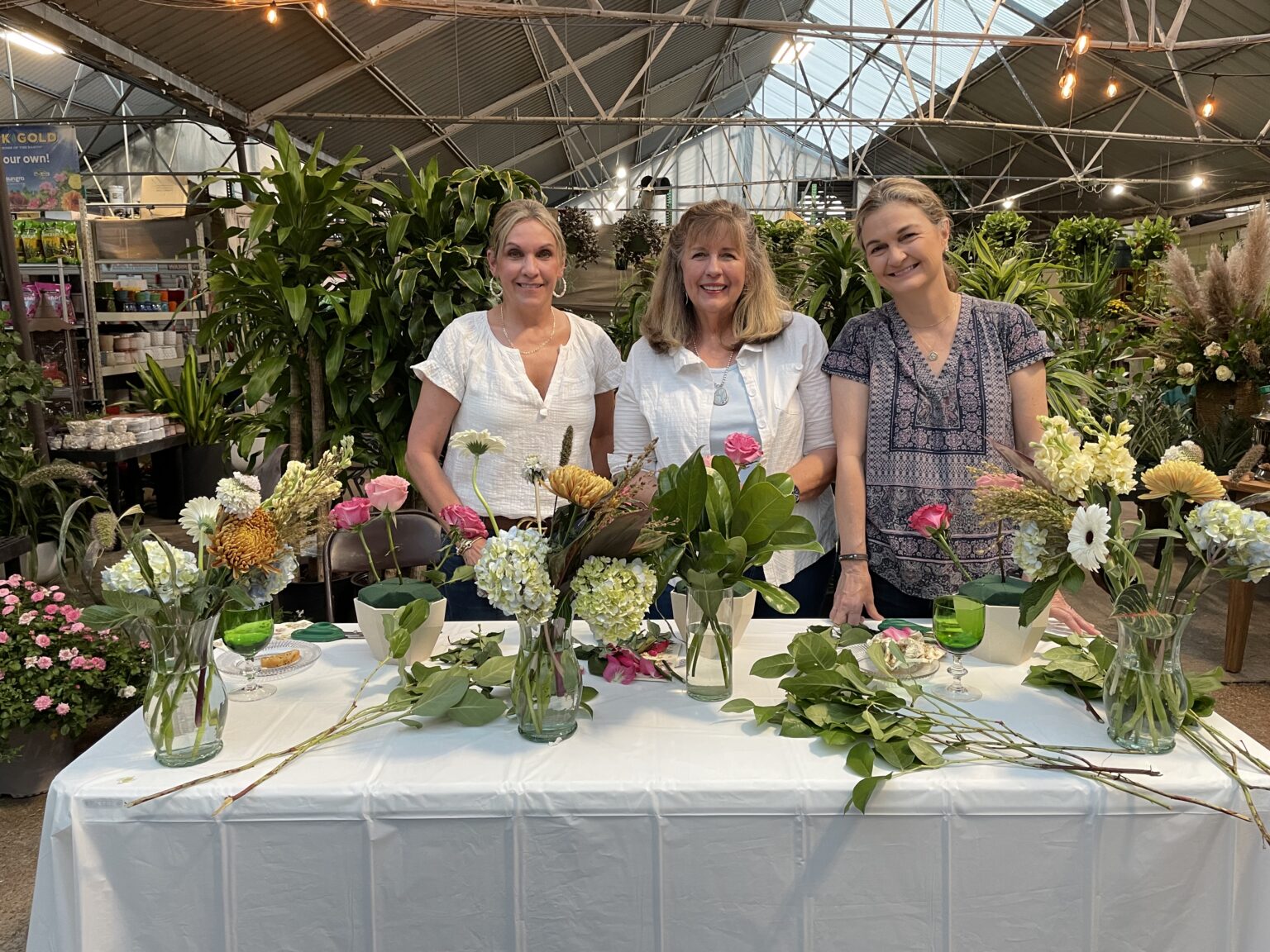 Jackson MS Florist & Flower Delivery - Flower Shop Near Me - Green Oak ...